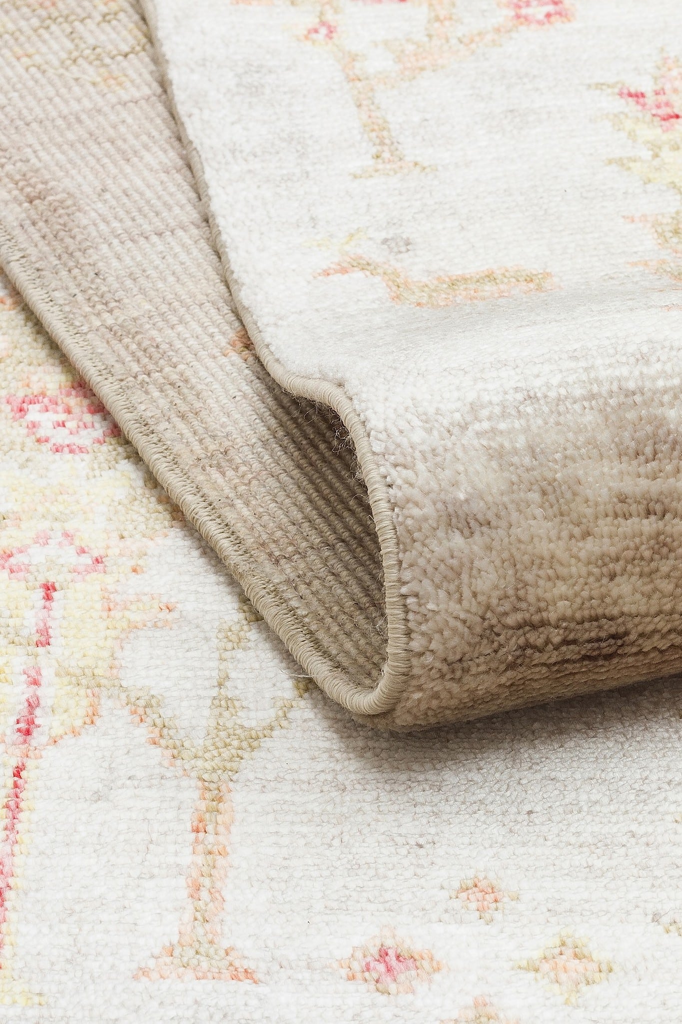 Zara Tepih Beige Autumn (Bež) – Autentičan Uzorak Drveta